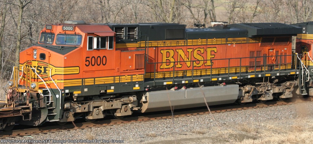 BNSF 5000